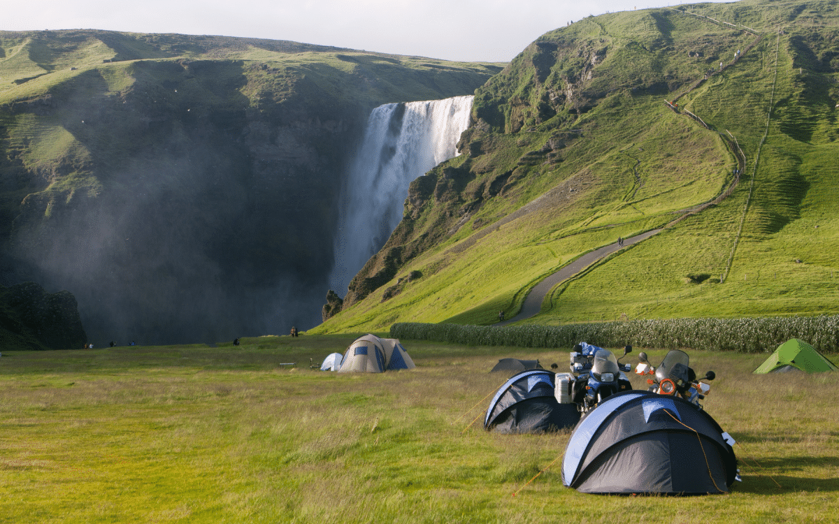 Découvrir le camping en Islande : un voyage au cœur de la nature ...